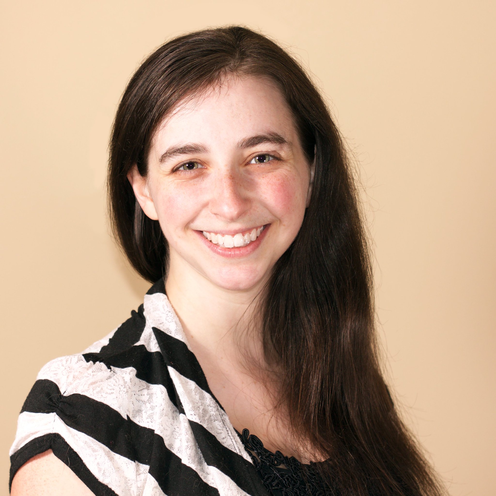 Jennifer Long – Episode 18 | Kitchen Table Magic Podcast